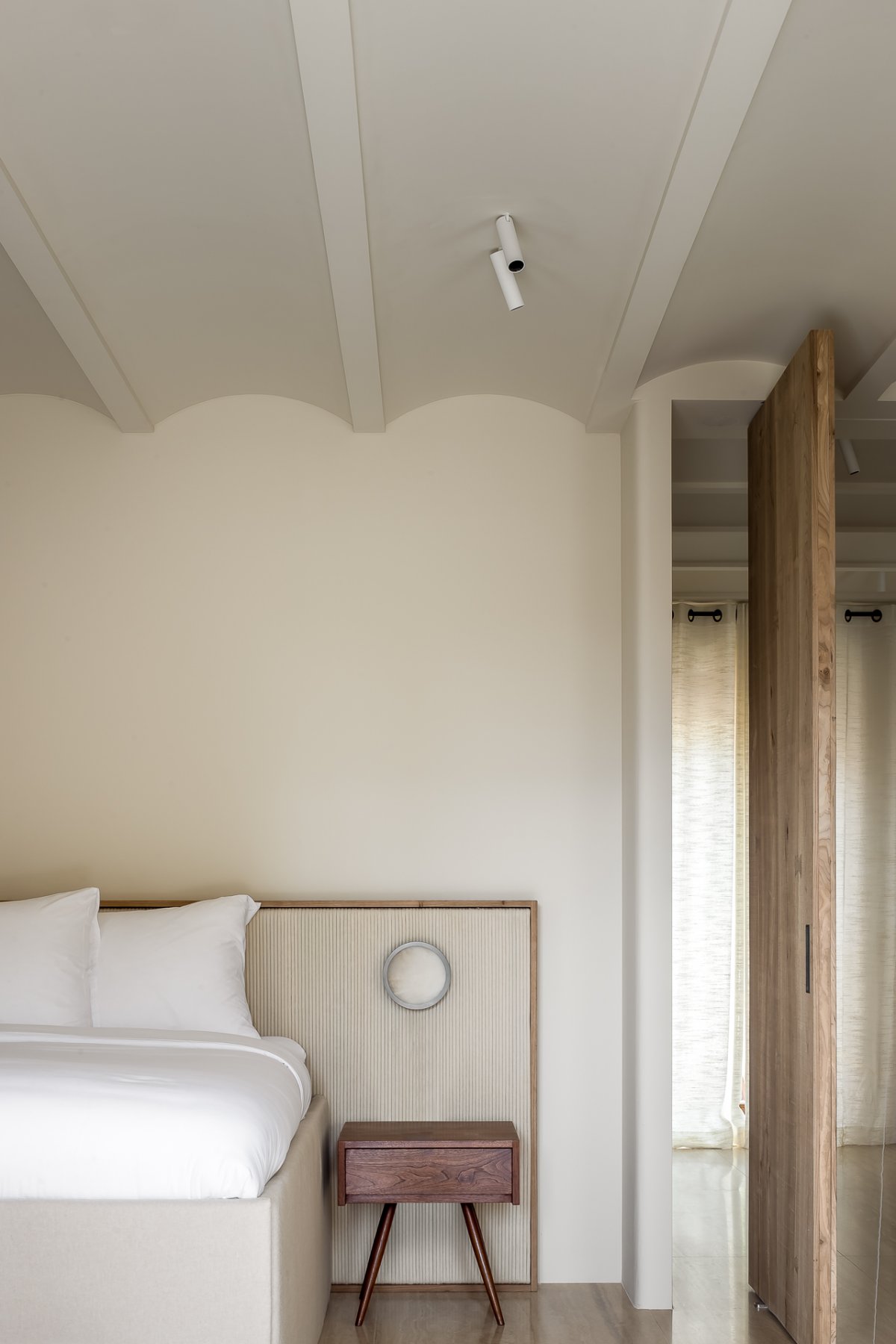 YINJISPACE - Framework Studio x Can Brut